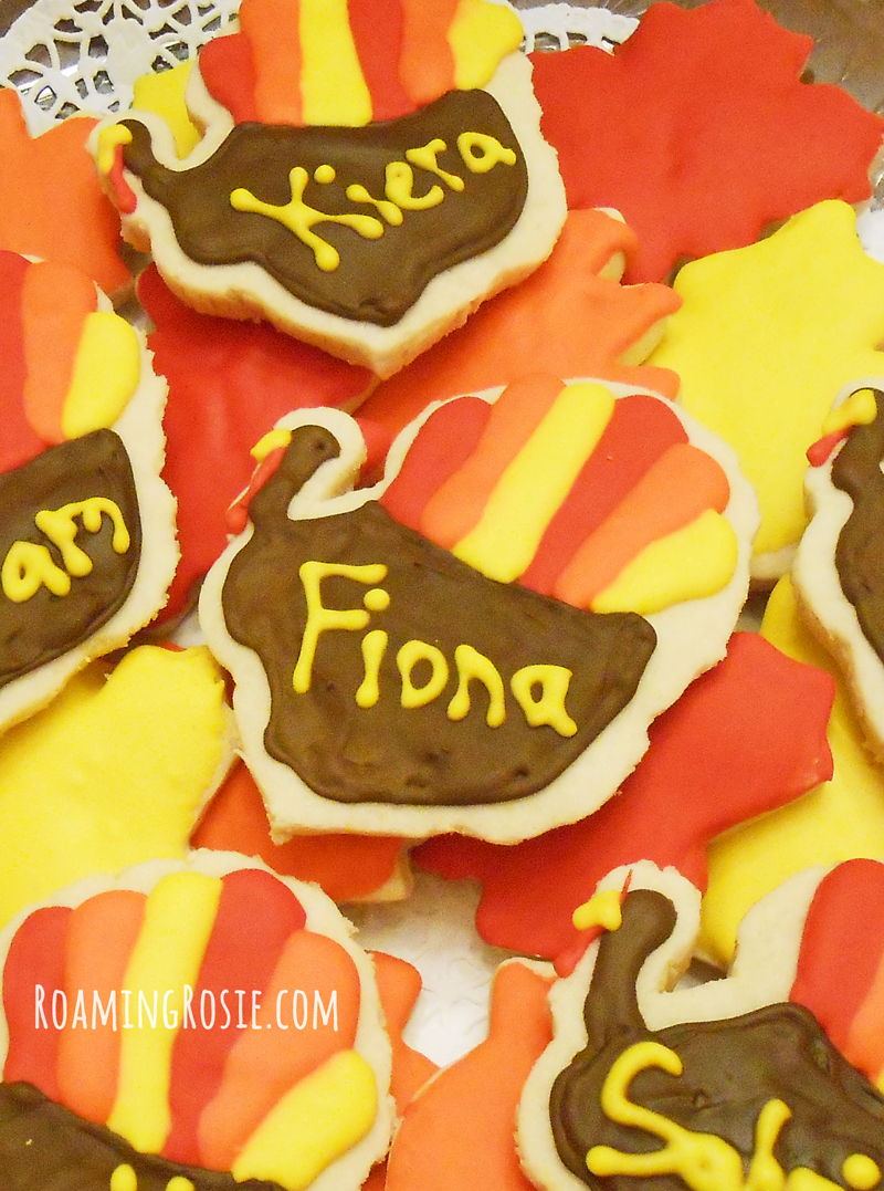 Iced Turkey Cutout Sugar Cookies {Edible Thanksgiving Place Cards ...