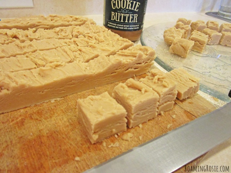 Cookie Butter Fudge | Roaming Rosie